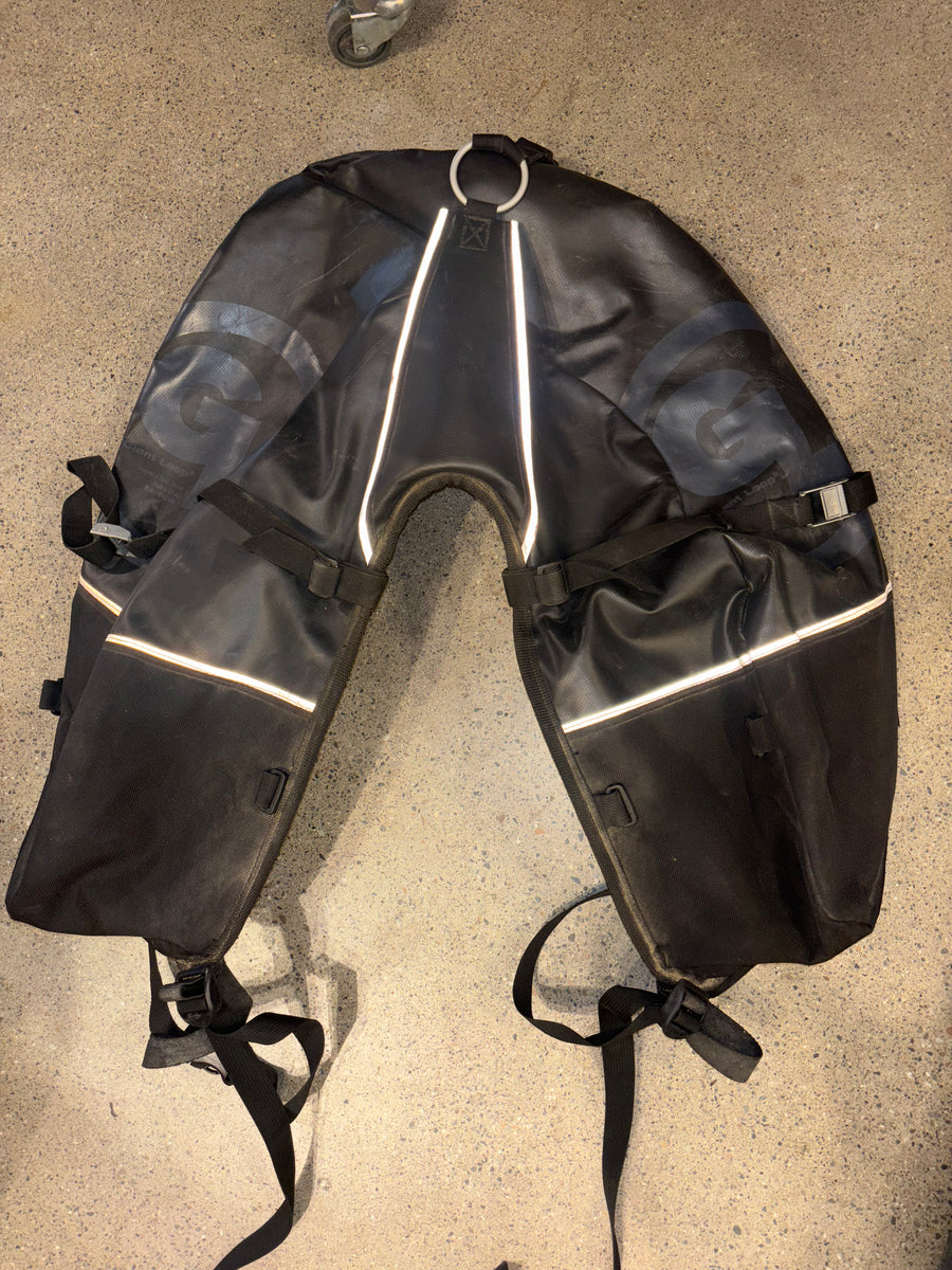 Giant Loop Coyote Motorcycle Saddlebags - Black